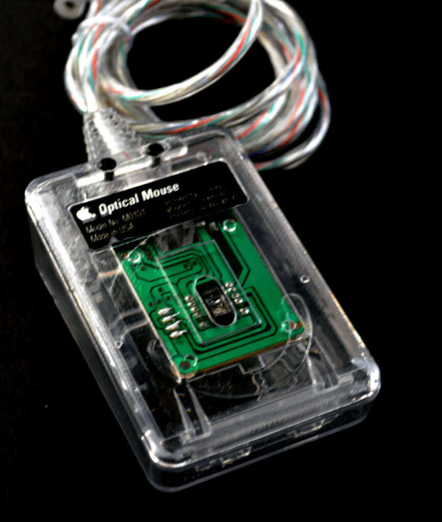 Clear 3D Printed Apple M0100 Mouse (limited edition) - 8 bit stuff cool ...